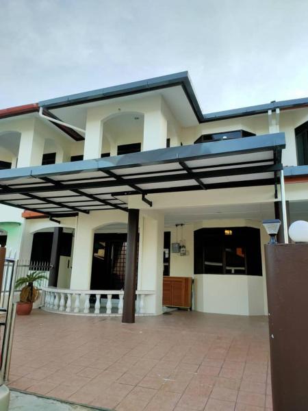 Hanni Homestay - Sibu