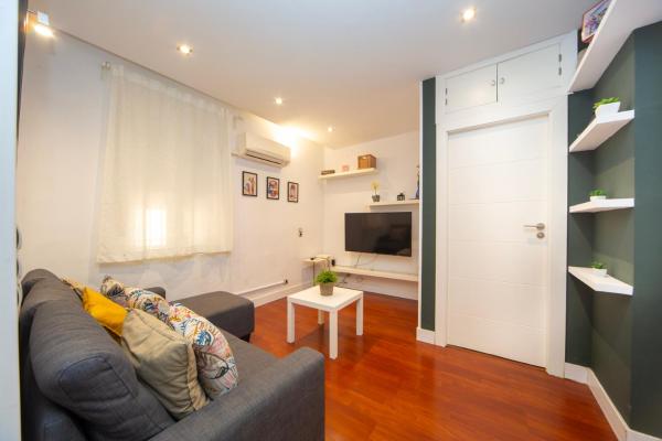 Veronica De La Magdalena - Grenada