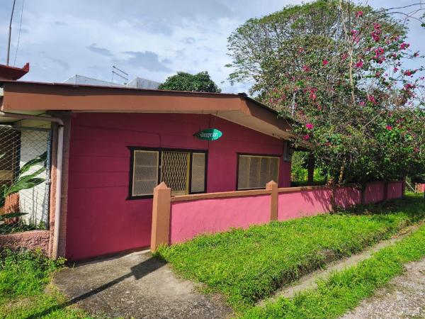 Cabinas Marcelina - Costa Rica