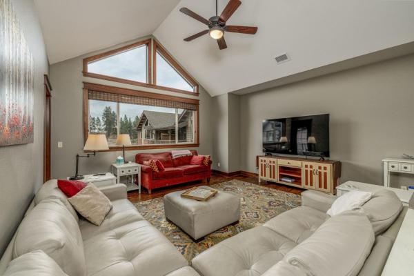 Your Downtown Playpad- Family Condo In Riverstone - Coeur d'Alene, ID