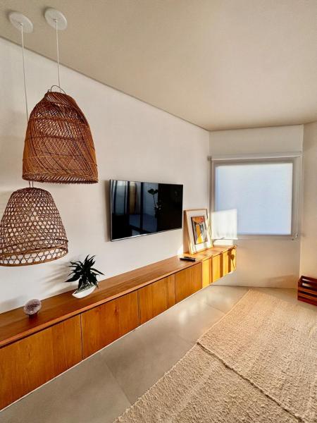 Auguri House 3 Bedrooms, Large Living Room With Garden - Garopaba