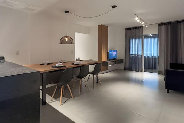 Oktoberfest 1 Km - Apto 3q, 3 Camas. - Blumenau