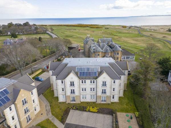 Royal Gardens Apartment 11 - Dornoch