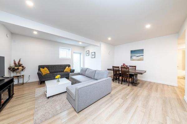 Sunflower Brandnew Cozy Private Suite - Trinity Western University