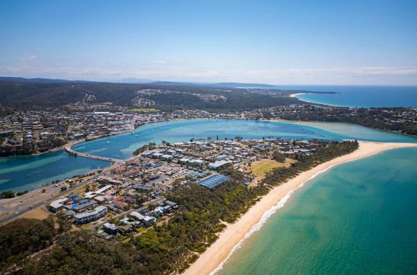 The Black Dolphin Holiday Park - Merimbula