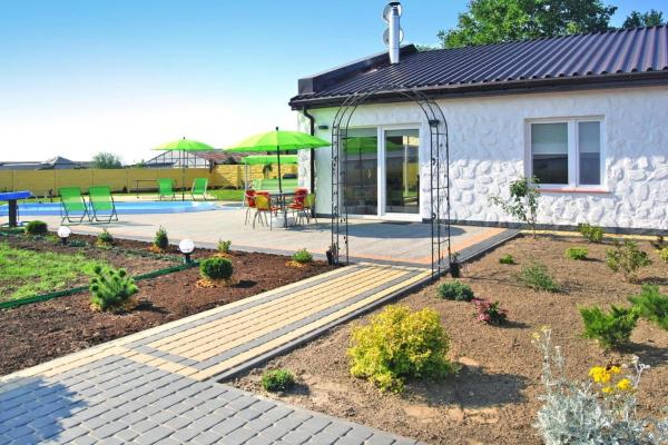 Large Holiday Villa With Summer Pool And Sauna - Polnische Ostsee