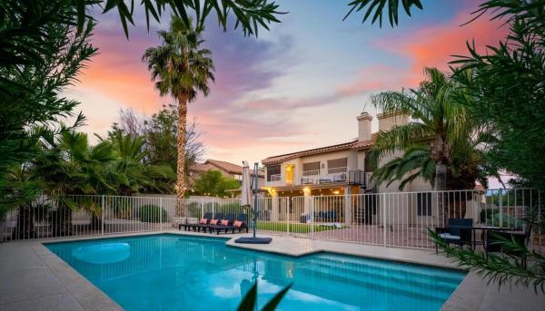 Private Pool Dog Friendly Movie Room Games - Scottsdale, AZ