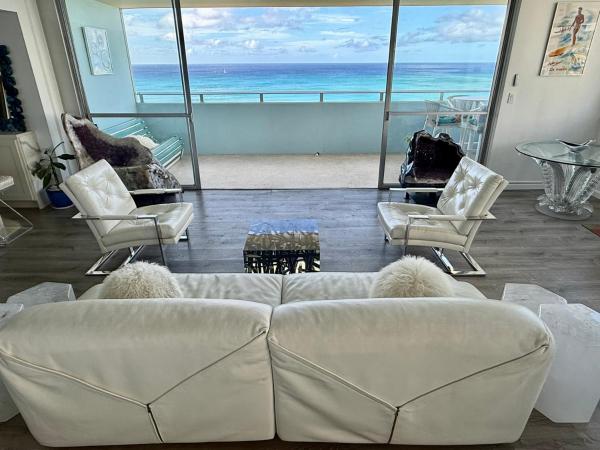 Foster Tower - 1602 - Honolulu, HI