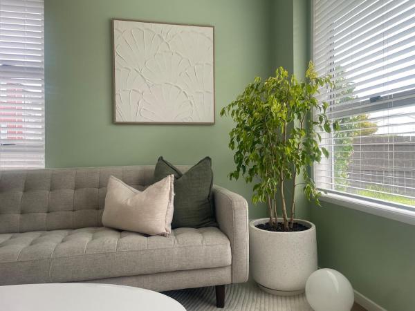 Newly Renovated Unit Near Shops, Park& City Access - Riverhead