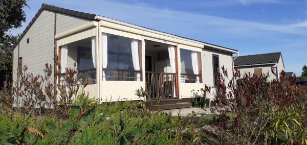 Chalet Dans Résidence Privée Avec Piscine Couverte - Pénestin