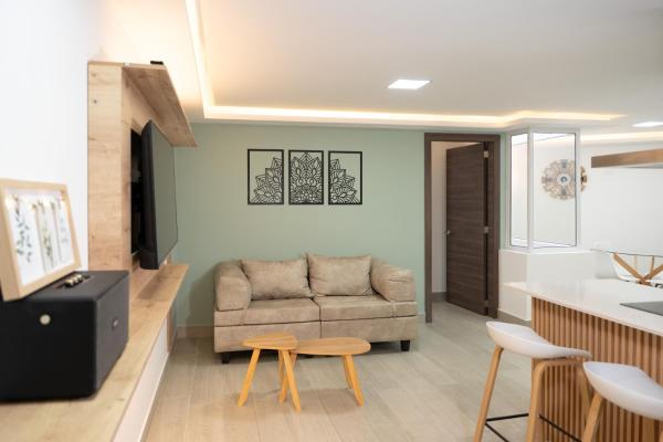 Apartameno Nuevo Con Hydro, Sauna Y Zona Bbq - Banos