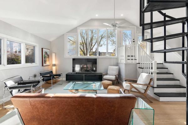 Unique Architectural Home Walk To Town And Beach - Provincetown, MA