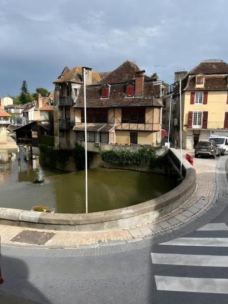 Les Dames De Salies - Orthez