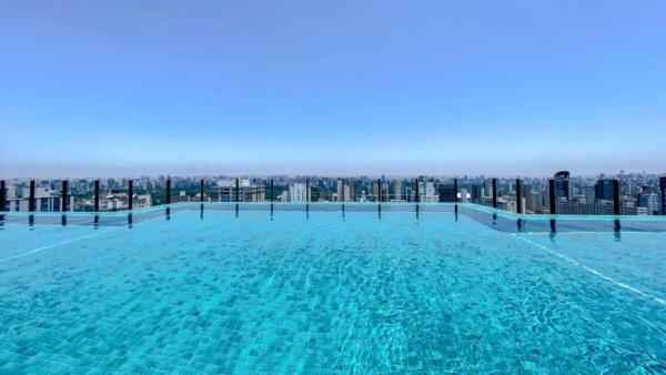 Estúdio Piscina Rooftop, Wifi 1gb, Metrô 600m - Liberdade