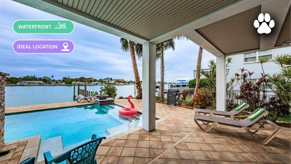 Treasure Trove Mermaids Cove - Treasure Island, FL