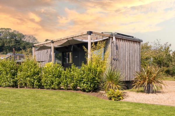 The Jungle - Unique Hot Tub Cabin In Millport - Millport