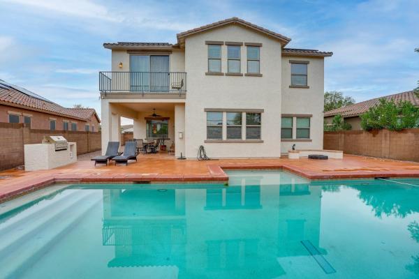 Pool, Views And Ample Space! Sunny Goodyear Retreat - Sonoran Desert National Monument
