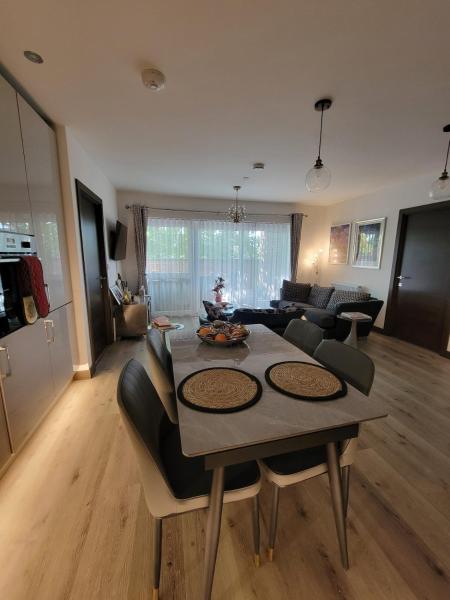 Host-free Ensuite Double Bed By Heathrow - Twickenham