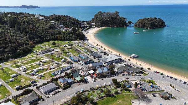 Kaiteriteri Recreation Reserve Cabins - カイテリテリ