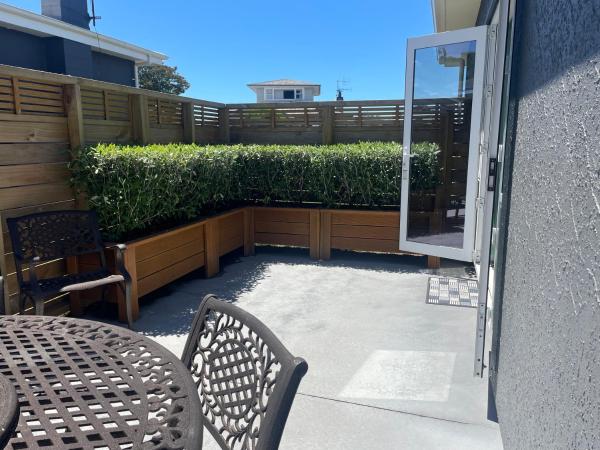 Modern And Central To Everything! - Wairarapa