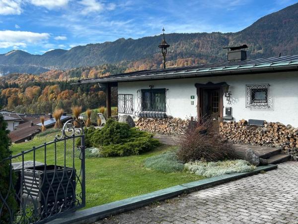 Cozy Holiday Home With Mountain Views - Auffach