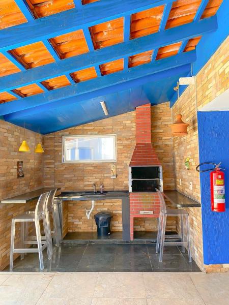 House With 4 En-suites With Air Conditioning And Barbecue Area - Ubatuba