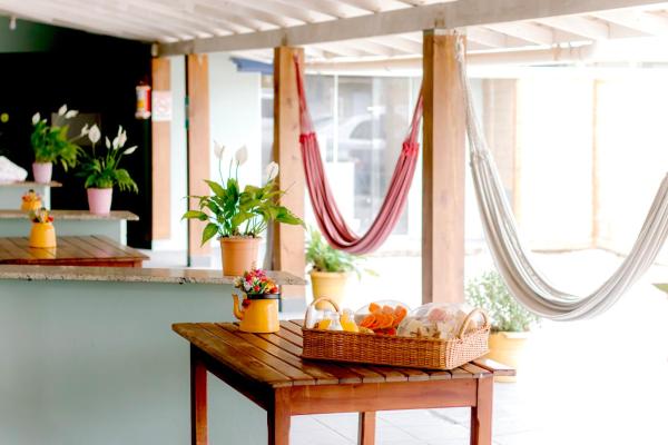 Mares E Flores De Bombinhas - Bombinhas