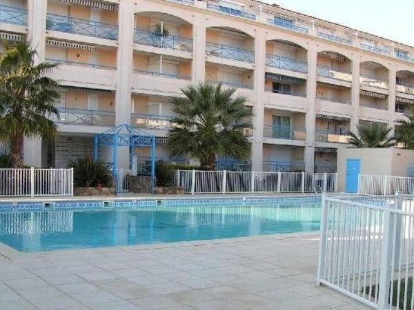 Appartement 2 Pièces Avec Piscine Et Parking, Le Lavandou - Fr-1-251-889 - Le Lavandou