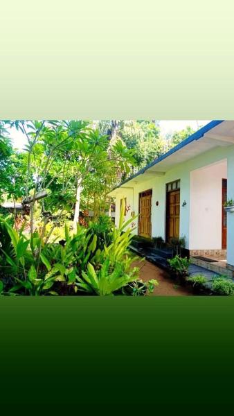 Green Park Haven Villa & Restaurant - Hikkaduwa