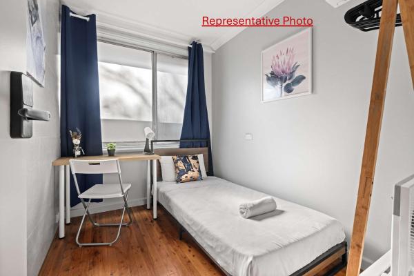 Light & Simple Single Room - Peakhurst Area - Shared Bathroom - Burwood
