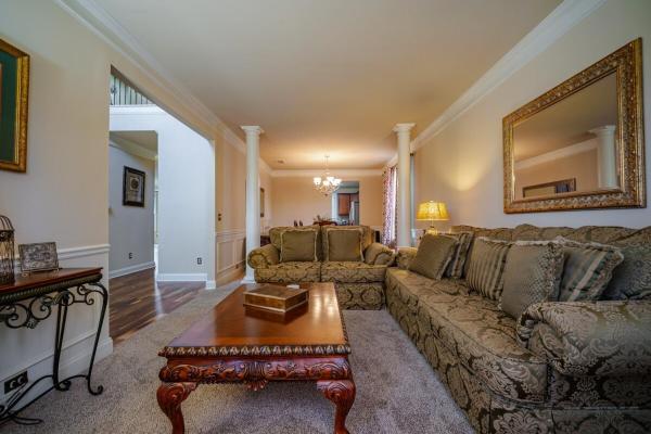 Modern 5br Retreat With Office Fully Furnished - Snellville, GA