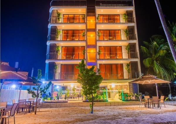 Lonuhiri At Dhigurah - Maledivy