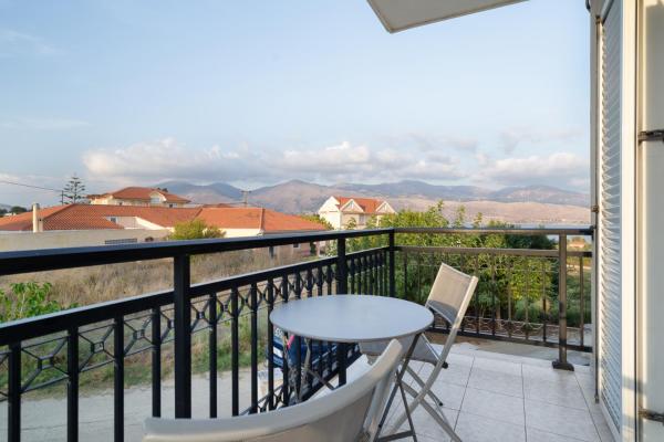 Anna's Apartment 4 - Sea View Stay For 3 In Lixouri - Cephalonia