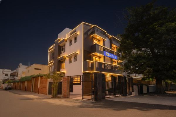 Fabhotel Novis House - デリー