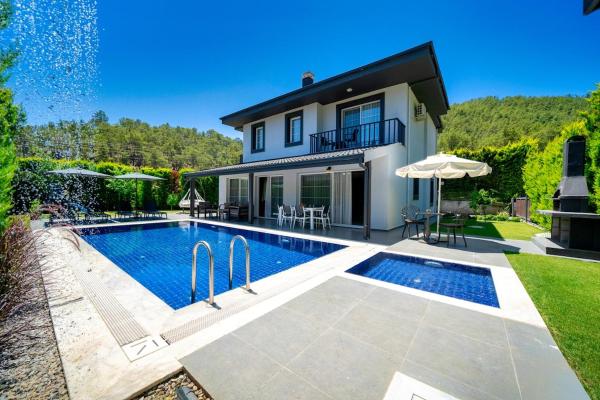 Aysi̇ma Göcek-- Peaceful Holiday Villa Near The Sea In Gocek - Göcek