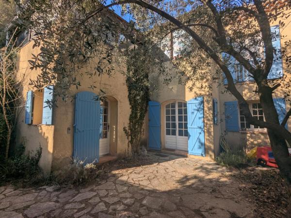 Charmant T3 Dans Un Mas Provençal Proche Avignon - Le Pontet