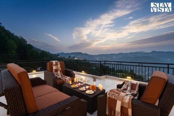 Stayvista's Raga Living Luxury Apartment - Mountain View & Bbq - Kalka