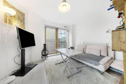 One Bedroom Charming Flat 15 Min From Central London - Surbiton