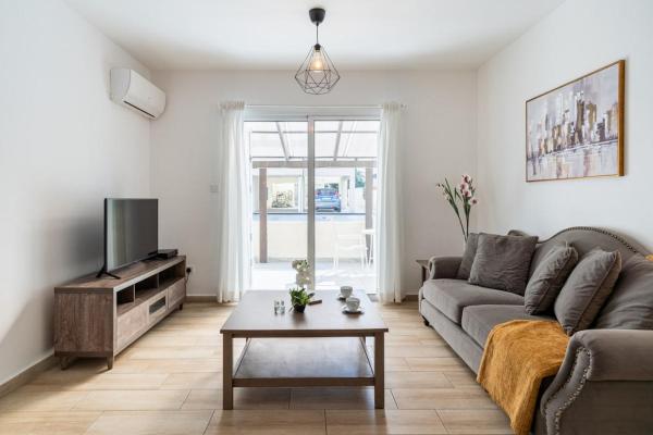 Levante - 2-br Apt & Terrace In Larnaca - Larnaca