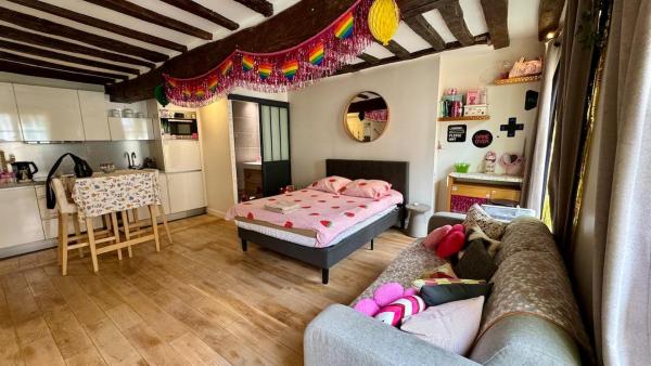1 Cozy Studio At Marais Near Picasso Museum - Le Zénith de Paris