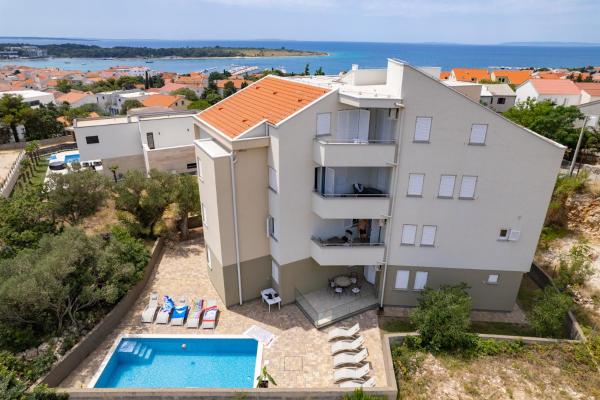 Lucetta Pool Apartments - Stara Novalja