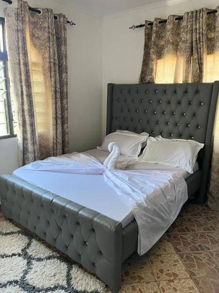 Raineshouse - Diani Beach