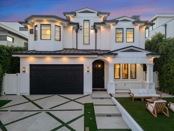 Spaulding Ave Farmhouse - West Hollywood