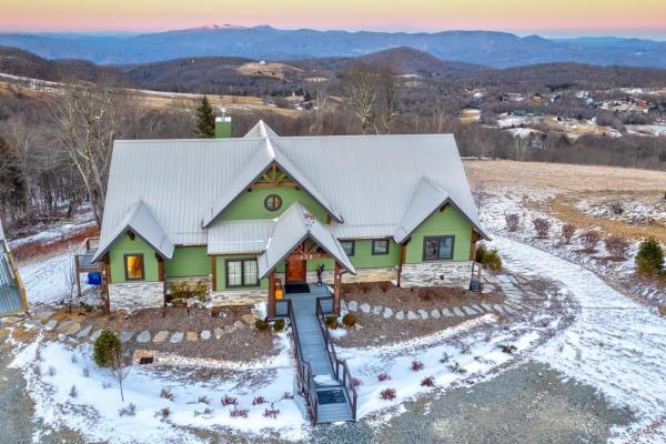 Sunbird Cabin At Monteagle - Banner Elk, NC