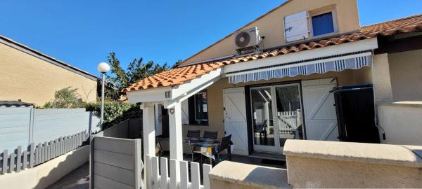 Jolie Maison D'angle Pour 5 Couchages, Clim Etage, Residence Le Village De La Mer Seulement 100m De La Plage De Portiragnes Lrvm66 - Portiragnes