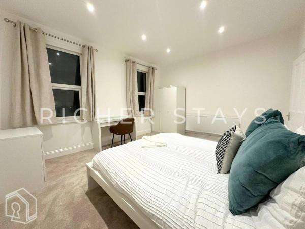 Stylish 4br Home In Stratford, Garden And Parking - Greenwich