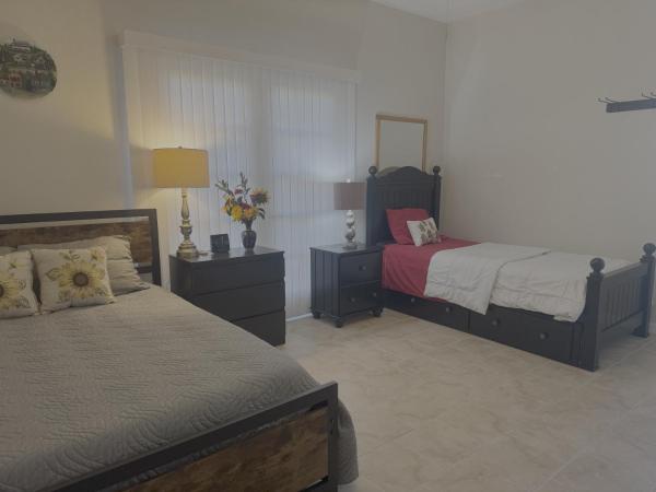 Comfy 2-bed Guest Room Convenient Location - Tracy, CA