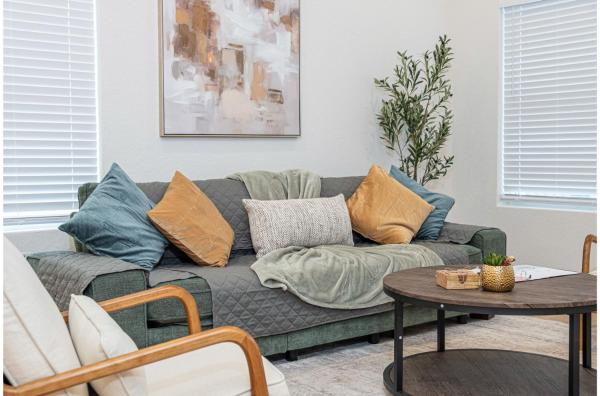 5br3ba Minutes From The Action With Skyline Views - San Antonio, TX