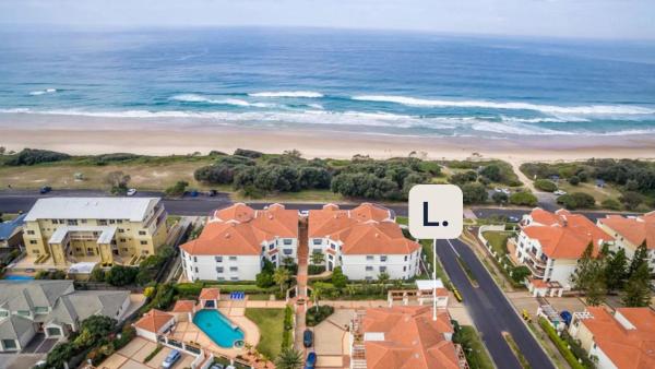 Breakers Block 3 Unit 2 - Lifestyle Yamba - Angourie