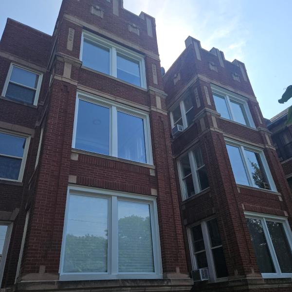 Building Affluence Leasing M - Oak Park, IL